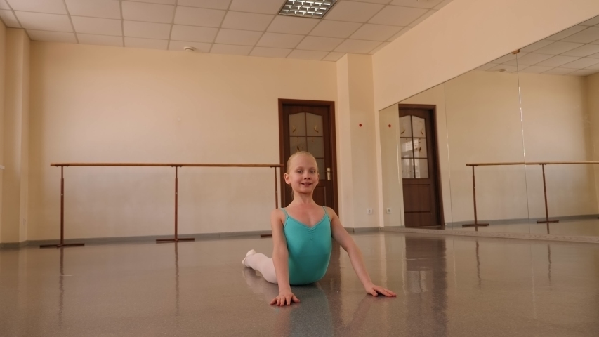 flexible little girl doing stretch dance Stock Footage Video (100% ...