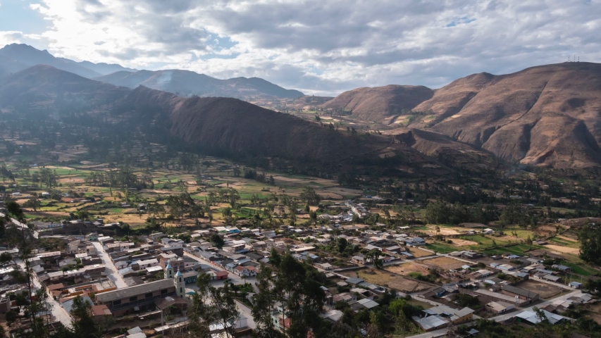 Huaylas: videos de stock; videoclips en 4K y HD | Shutterstock