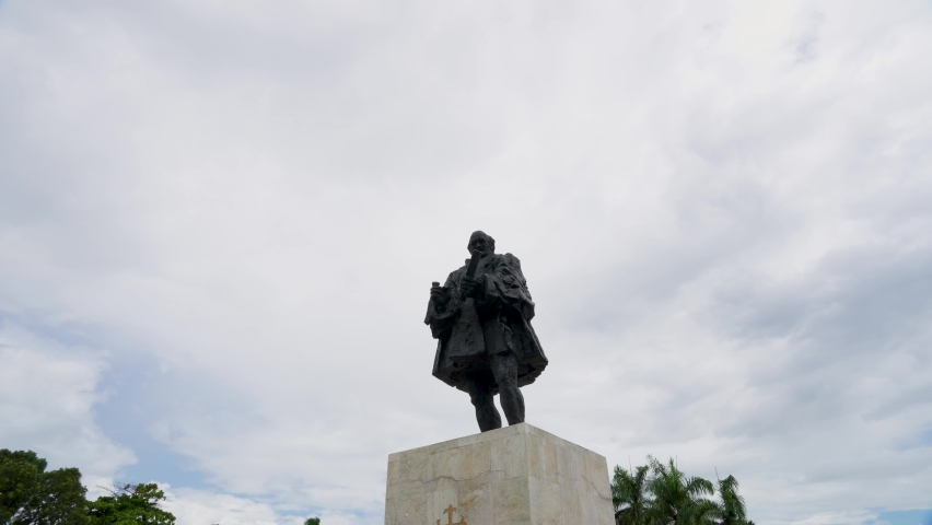 Estatua de nicolas ovando Stock Video Footage - 4K and HD Video Clips ...