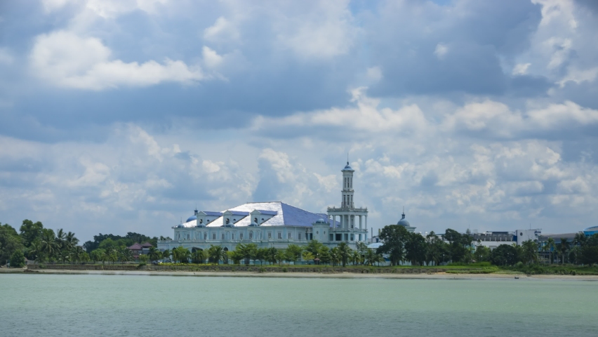 timelapse beautiful sky over muar mosque Stock Footage Video (100% ...