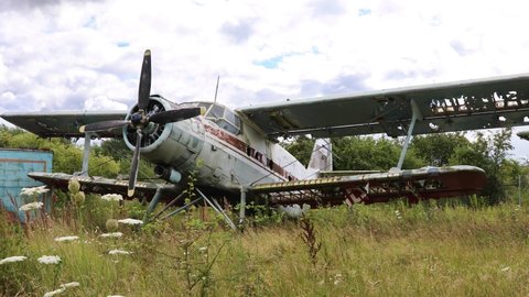 Broken Rusty Plane Standing Thick Grass Stock Footage Video (100% ...