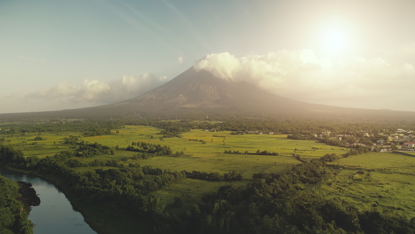 Mayon volcano Stock Video Footage - 4K and HD Video Clips | Shutterstock