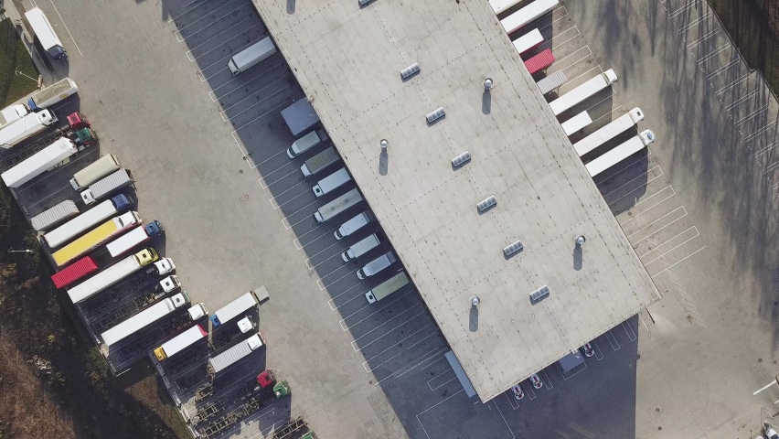 549 Truck docking station Stock Video Footage - 4K and HD Video Clips ...