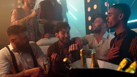 Shot Young Man Dancing Club Stock Photo 772005301 | Shutterstock