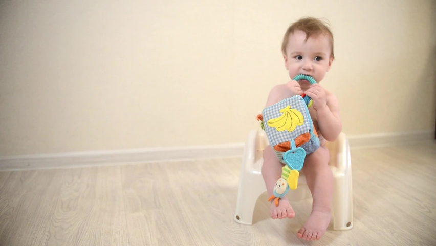 Urinating Baby Stock Video Footage - 4K and HD Video Clips | Shutterstock