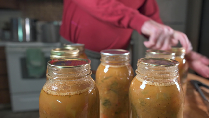 4 videos de Ball canning jars - Videos de stock: videoclips en 4K y HD ...