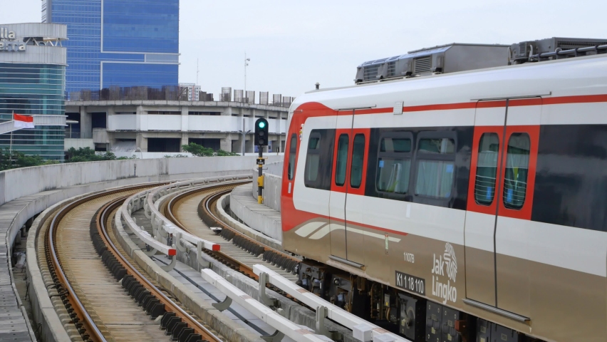 Pulomas lrt station Stock Video Footage - 4K and HD Video Clips ...