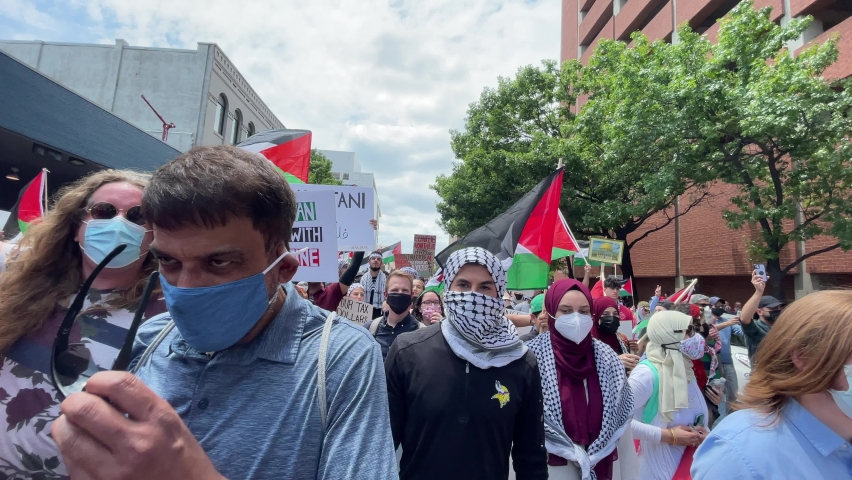 Nearly 6000 People Gathered in Stock Footage Video (100% Royalty-free ...