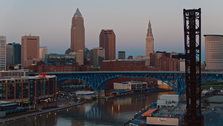 558 Cleveland ohio skyline Stock Video Footage - 4K and HD Video Clips ...