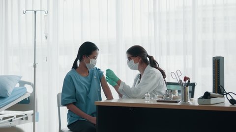 Cinematic Shot Female Doctor Brings Syringe Stock Footage Video (100% ...