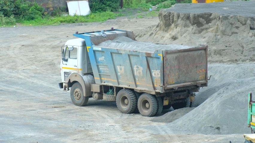 Dumper truck india Stock Video Footage - 4K and HD Video Clips ...