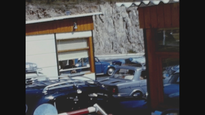 41 Classic car border Stock Video Footage - 4K and HD Video Clips ...