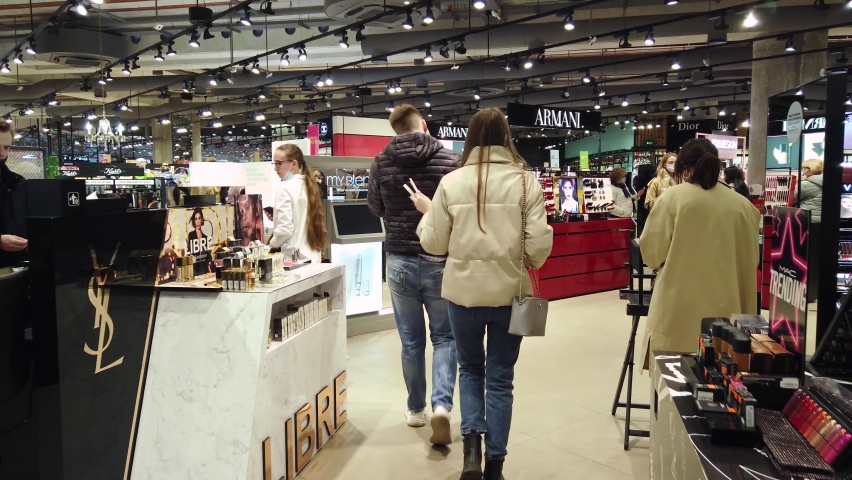 Perfume counter Stock Video Footage - 4K and HD Video Clips | Shutterstock