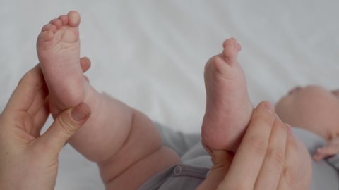 Foot tapping Stock Video Footage - 4K and HD Video Clips | Shutterstock