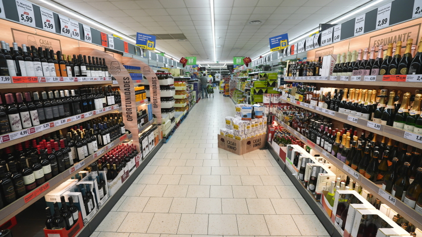 1,947 Indoor food hall Stock Video Footage - 4K and HD Video Clips ...