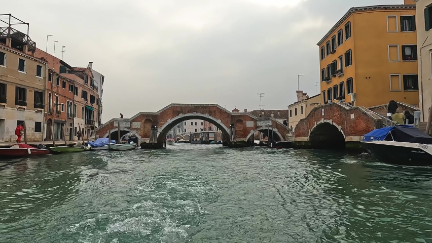 ponte dei tre archi bridge cannaregio Stock Footage Video (100% Royalty ...