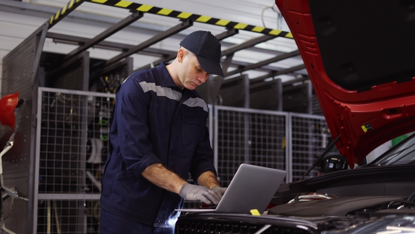 55 Engine tuning laptop Stock Video Footage - 4K and HD Video Clips ...