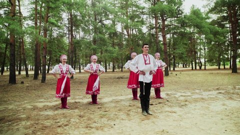 Dancing Group Dancing Russian Traditional Dances Stock Footage Video ...