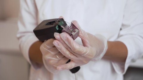 Cosmetologist Puts Nozzle On Lifting Device Stock Footage Video (100% ...