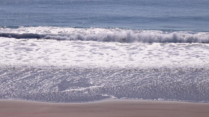 305 Quiet sound wave Stock Video Footage - 4K and HD Video Clips ...