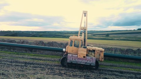 Pipeline Construction Tractor Pipelayer Lays Gas Stock Footage Video ...