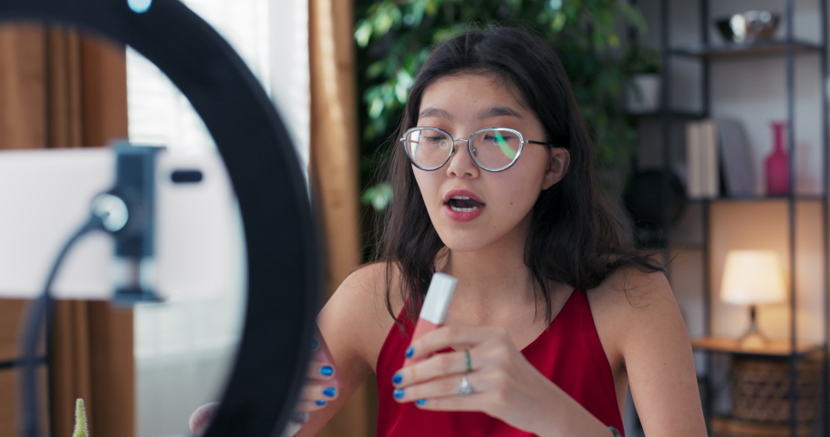 58 Light lip channel Stock Video Footage - 4K and HD Video Clips ...