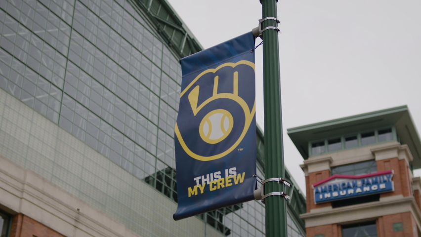 162 Family park logo Stock Video Footage - 4K and HD Video Clips ...