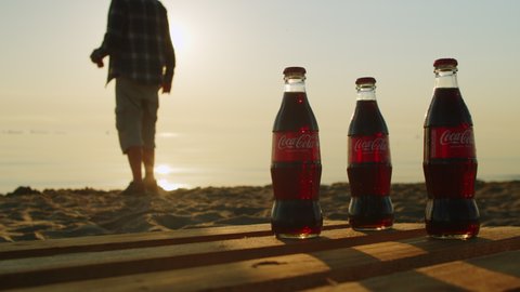 3,552 Coca cola Stock Video Footage - 4K and HD Video Clips | Shutterstock