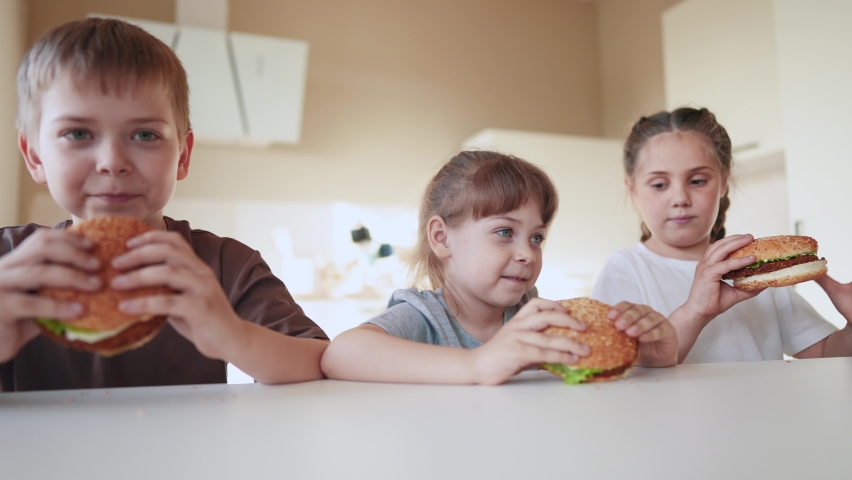 3,735 Family children eating restaurant Stock Video Footage - 4K and HD ...