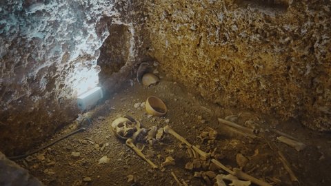 Old Human Skeleton Tomb Soldiers Who Stock Footage Video (100% Royalty ...