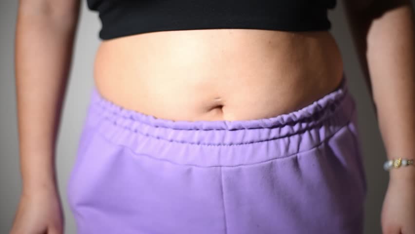 1,986 Belly Button Stock Videos