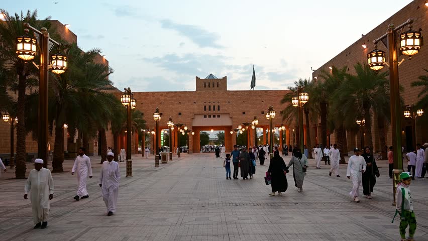 Arab People Walking Stock Videos – Royalty-Free HD & 4K Videos | Pond5