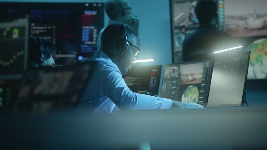 7,583 Command Control Videos