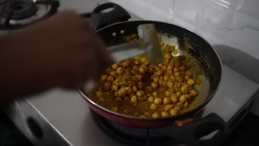 14 Masala Splash Stock Video Footage - 4K and HD Video Clips | Shutterstock