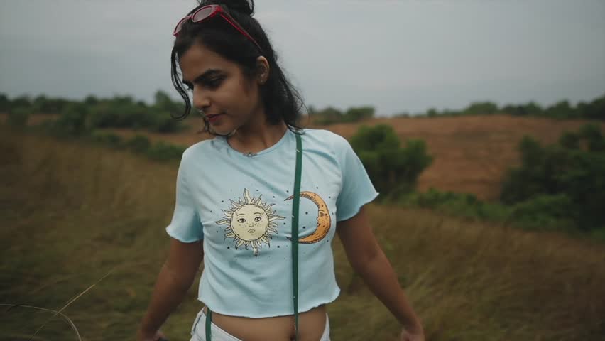 1,986 Belly Button Stock Videos