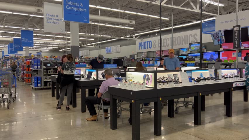 2,134 Walmart Stock Video Footage - 4K and HD Video Clips | Shutterstock