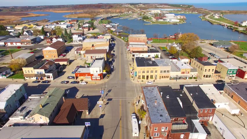 Houses on the Lake at Kewaunee, Wisconsin image - Free stock photo ...