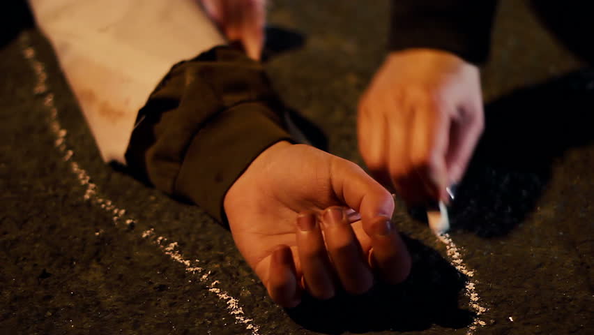 police making chalk outline dead body Stock Footage Video (100% Royalty ...