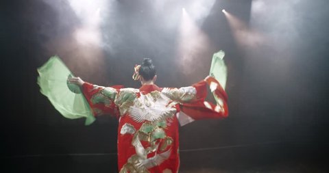 4k Beautiful Japanese Geisha Dancing On Stock Footage Video (100% ...