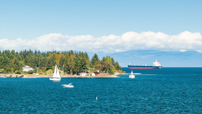 Nanaimo Harbour with ships in British Columbia, Canada image - Free ...