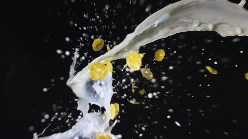 Fresh White Milk Stream Splashing : vidéo de stock (100 % libre de ...