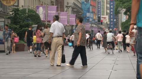 Shanghai Circa August 2011 People Walking 库存影片视频（100% 免版税）1767551 ...