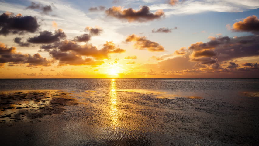 Dusk setting over the ocean in the Florida Keys image - Free stock ...