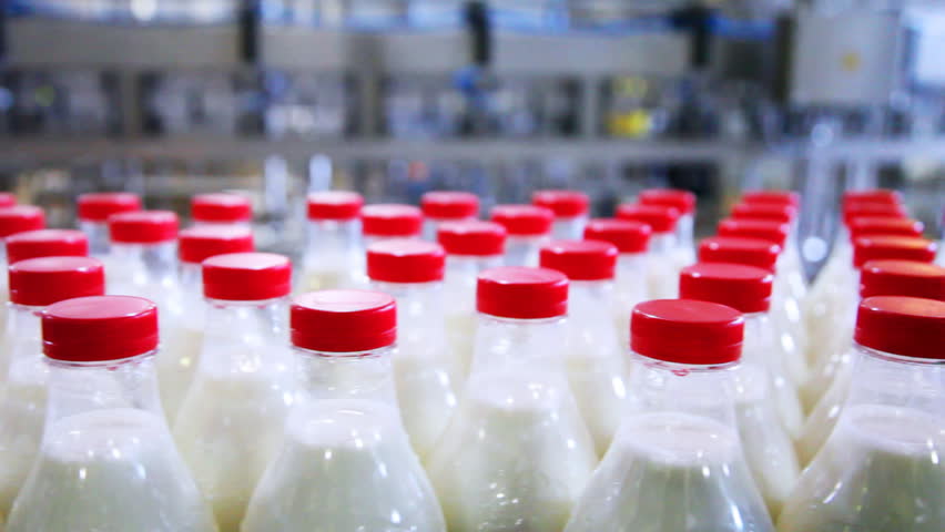 Rows of Plastic Bottles with Arkivvideomateriale (100 % royaltyfritt ... Rows of Plastic Bottles with Arkivvideomateriale (100 % royaltyfritt ...