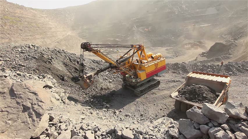 excavator on iron ore opencast loading Stock Footage Video (100% ...