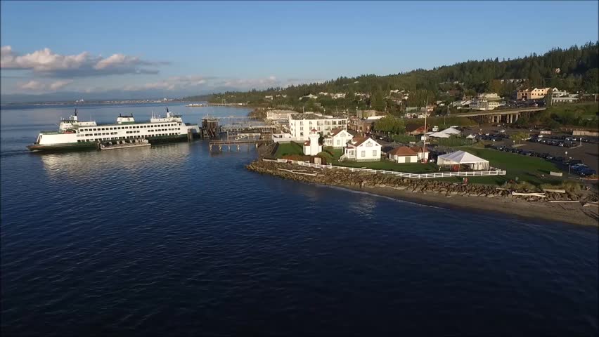 aerial view elliot point lighthouse park Stock Footage Video (100% ...