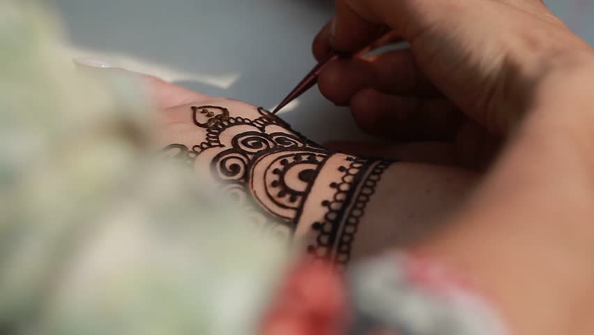Drawing Henna Patterns On Her Stock Footage Video (100% Royalty-free ...