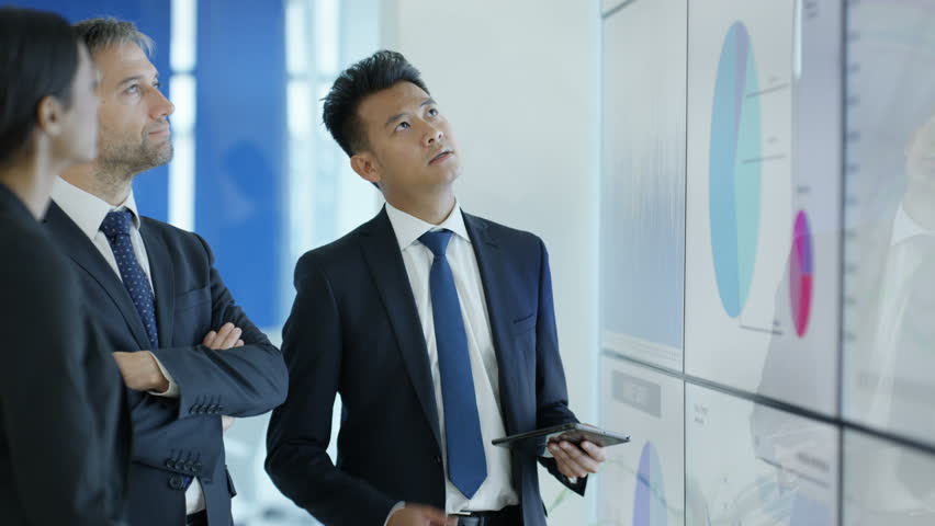 4k Business Group in Discussion, Stock Footage Video (100% Royalty-free ...