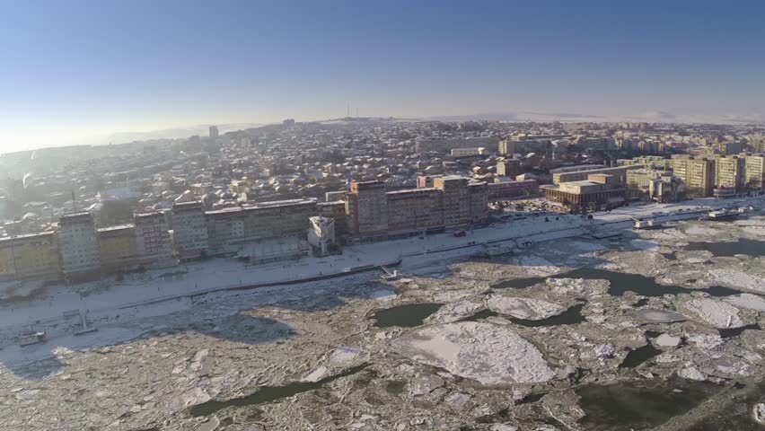 Sheet of ice and houses covering the harbor image - Free stock photo ...