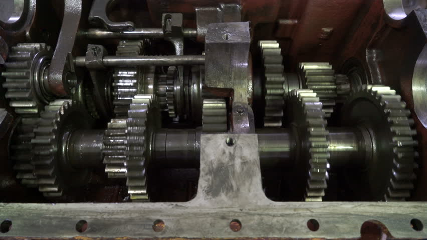 Open Gearbox. Gears Rotate. Transmission : vidéo de stock (100 % libre ...